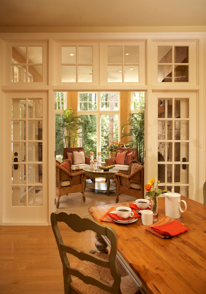 French Country - Classico - Veranda - Detroit - di LUXE Homes Design ...