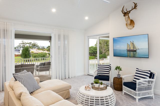 Hamptons Interior - Beach Style - Sunroom - Gold Coast - Tweed - by ...