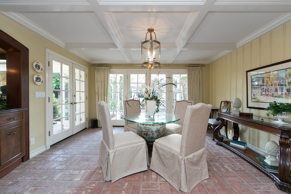 Southern Living in Newport Beach - Traditional - Dining Room - Orange ...
