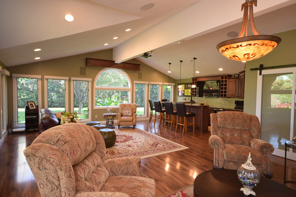 Sunroom & Bar - Traditional - Conservatory - Other - by Tipp Interiors ...