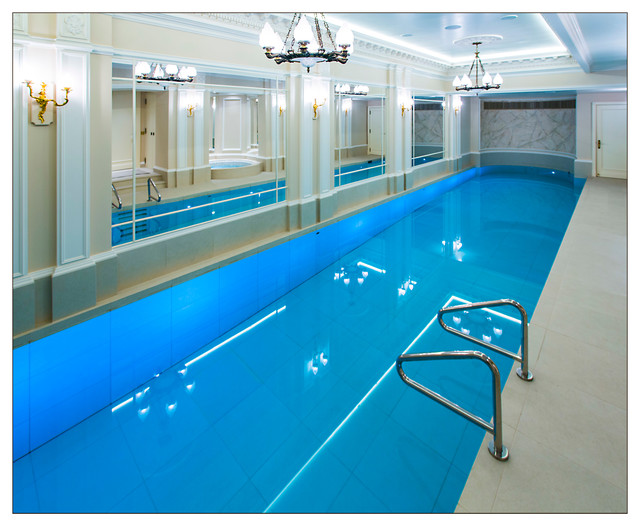 Award winning moving floor pool - pool floor lowered to the bottom of ...