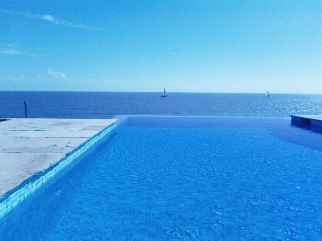 Felixstowe, Suffolk - Sea View Infinity Pool - Contemporary - Swimming ...