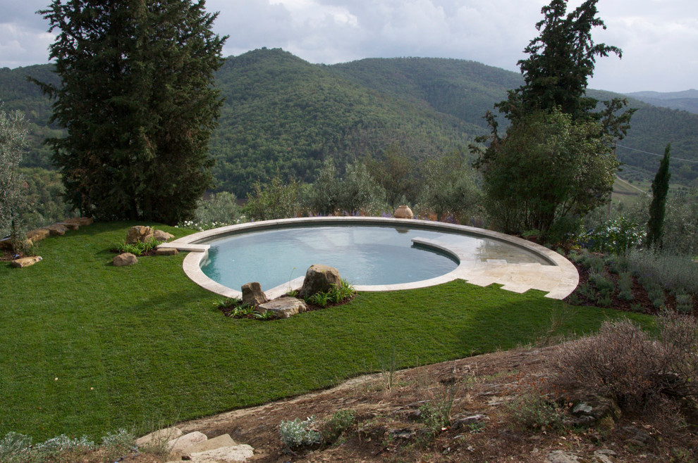Swimming pool and garden in Tuscany - Contemporary - Pool - Florence ...