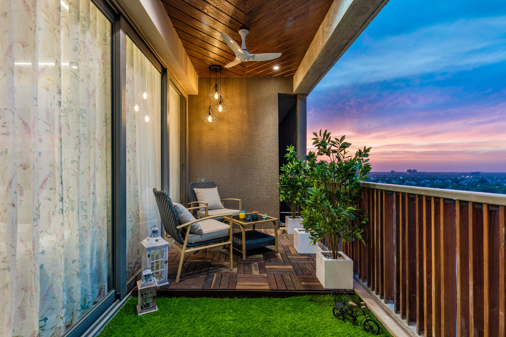 Parshwa Luxuria - Moderne - Balcon - Ahmedabad - par Inclined Studio ...