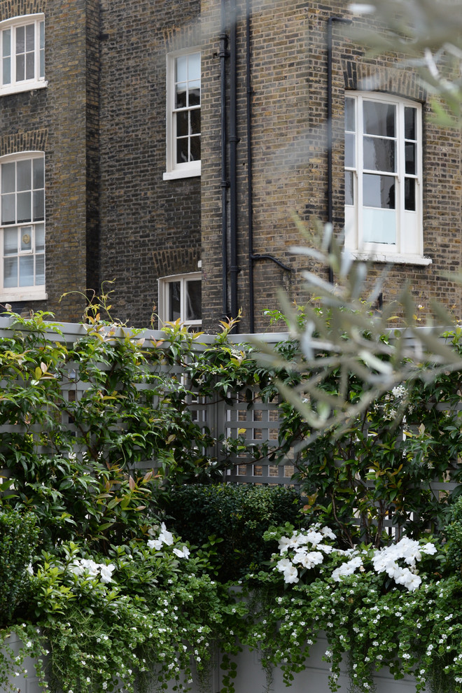 Traditional Trellis - Making Smaller Spaces Work - Traditional - Deck ...