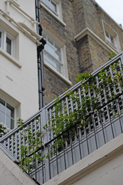 Traditional Trellis - Making Smaller Spaces Work - Traditional ...