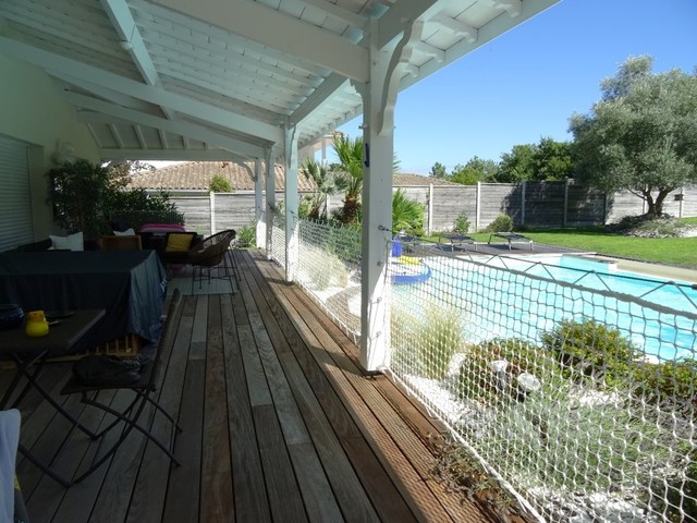 Garde-corps piscine - Traditional - Deck - Bordeaux - by LoftNets | Houzz AU