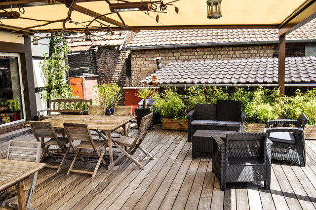 Pergola Toile enroulable à Lampertheim (Dpt.67) - Modern - Patio ...