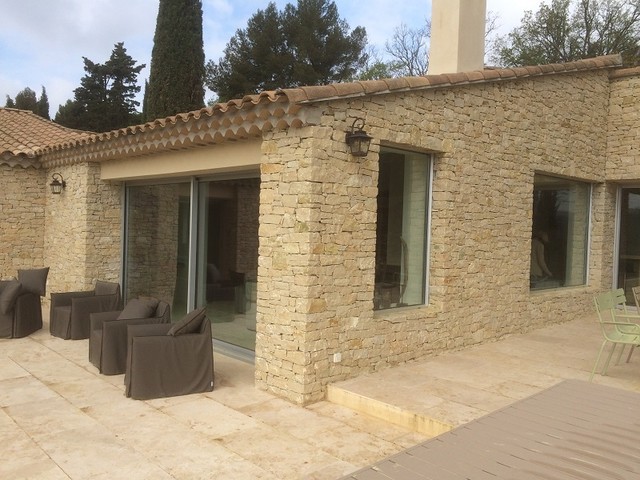 Réalisation de menuiseries en aluminium anodisé à Aix en Provence ...