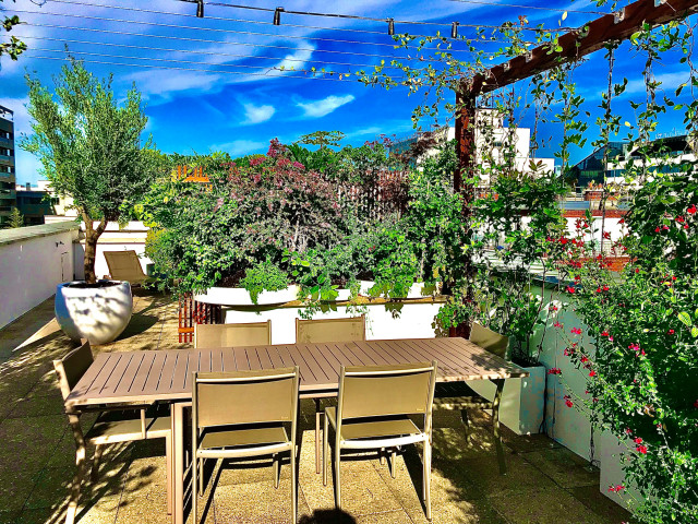 Rénovation d'un toit-terrasse/rooftop - Shabby-chic Style - Courtyard ...