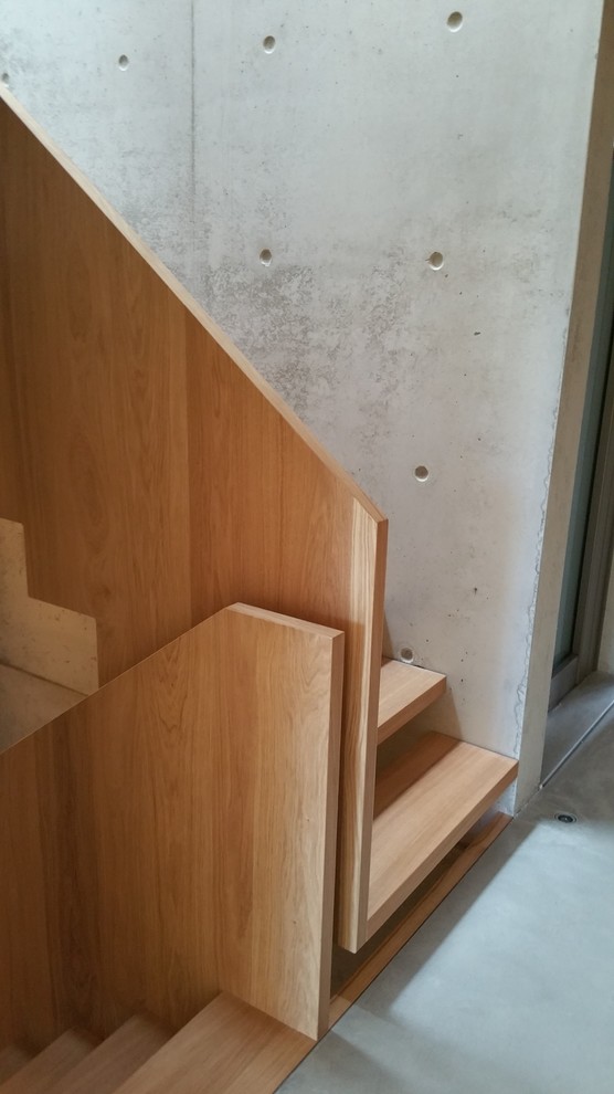 Exklusive Treppe in Sonderausführung - Contemporary - Staircase - Other ...