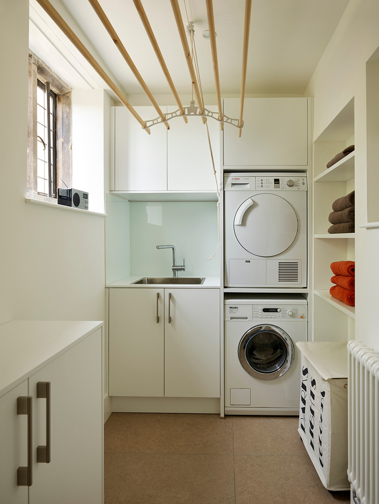 Perfectly at Home - bulthaup b3 kitchen in Flint and White ...