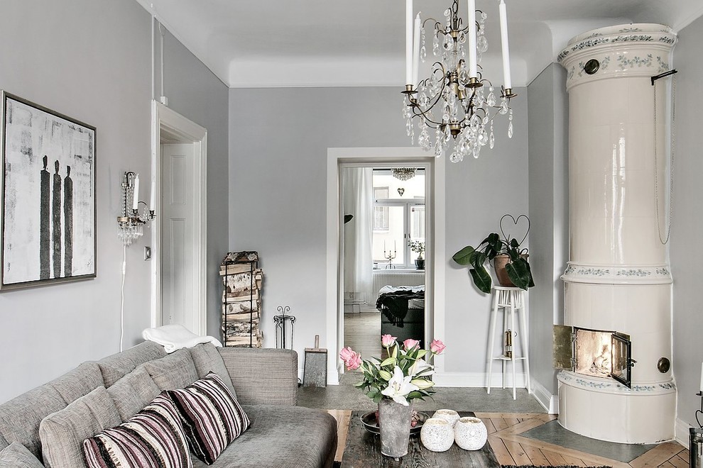 Mindre styling inför försäljning - Victorian - Living Room - Stockholm ...