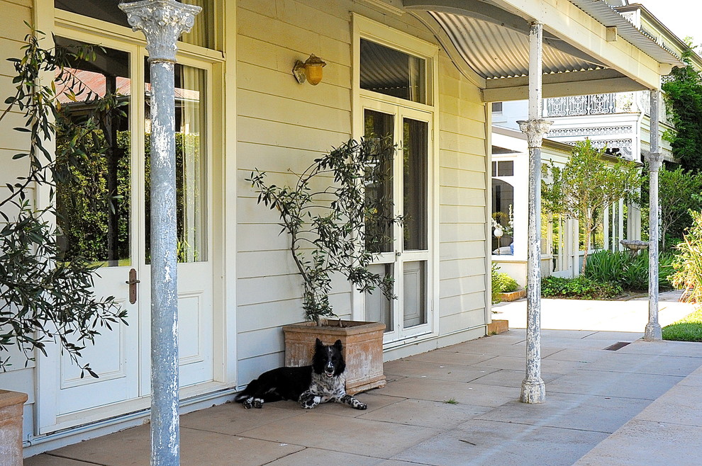 Summerlees - A living piece of Australian History - Traditional - Porch ...