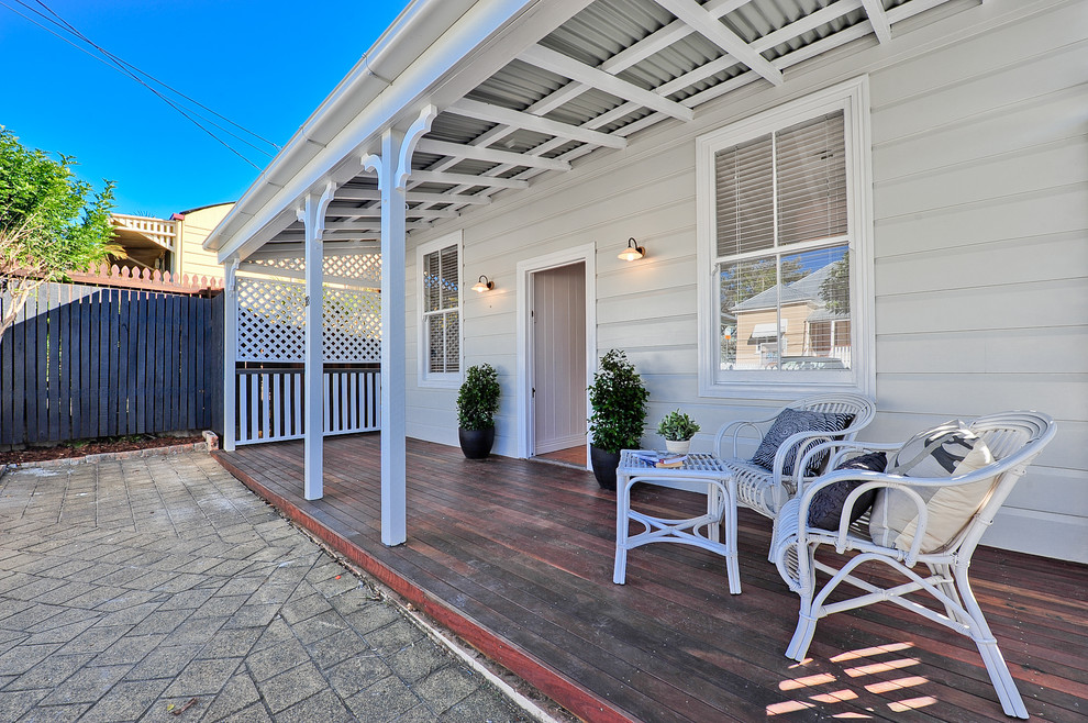 Workers Cottage - Traditional - Porch - Brisbane - by Synergy Building ...