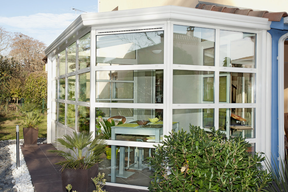 Véranda pans coupés - Sunroom - Toulouse - by AREA Vérandas & Pergolas ...