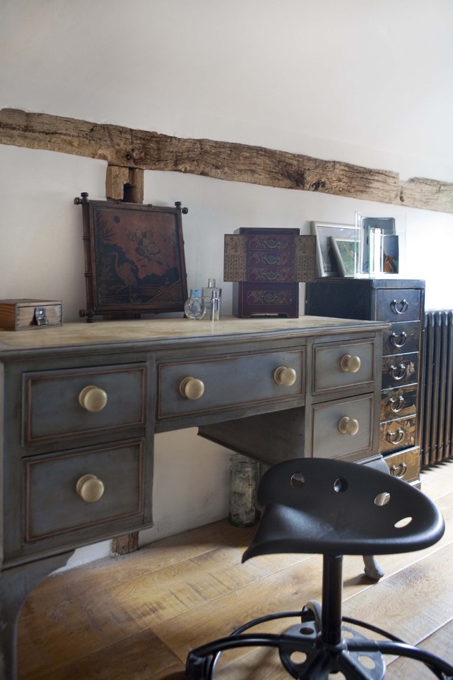 Eclectic Farmhouse Dressing Room - Farmhouse - Closet - London - by ...