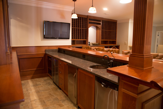 Beautiful Pub style Bar - Classique - Cave à Vin - Washington, D.C ...