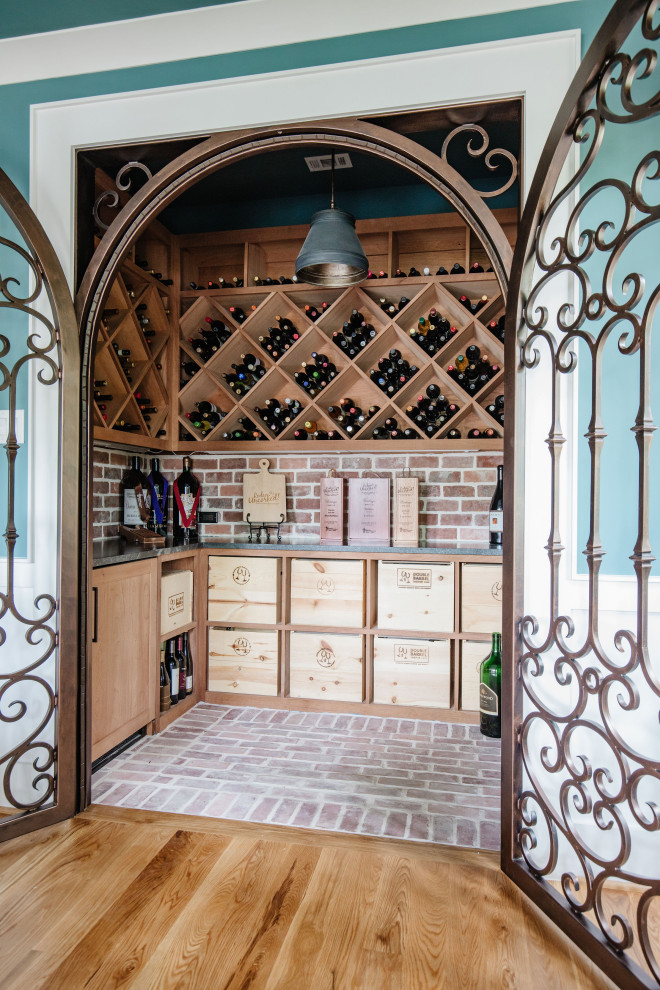 Modern Farmhouse Bellaire Showcase - Casa de campo - Bodega - Austin ...